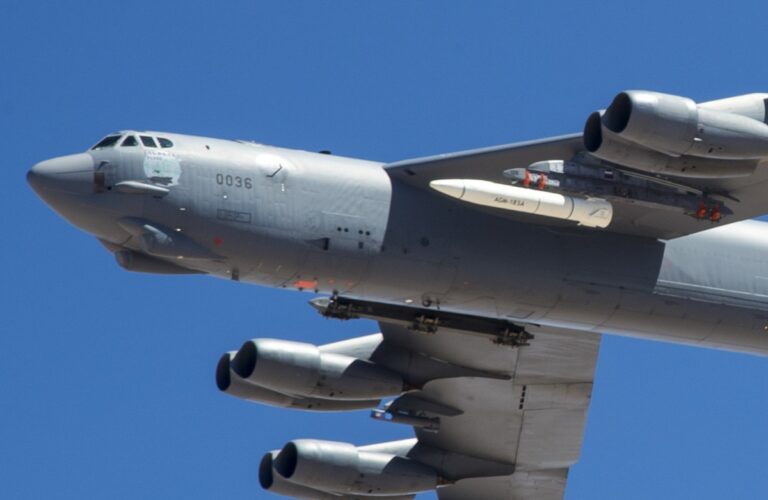 Meet the B-52J or B-52K: The 'New' B-52 Stratofortress (More Like New ...