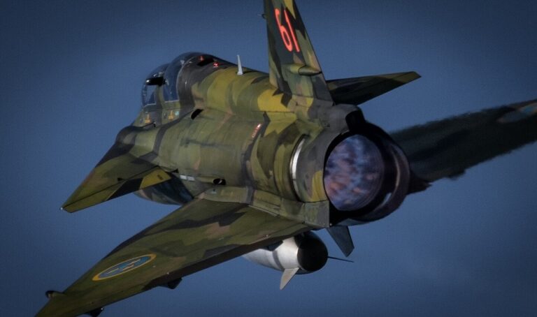 Saab 37 Viggen Has a Message for the U.S. Air Force F-35 Stealth ...