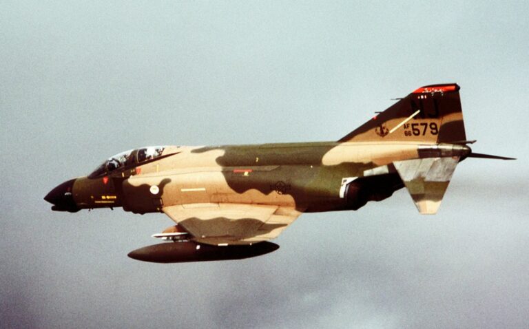Mach 2 F-4 Phantom II Fighter Has a Message for the U.S. Air Force ...