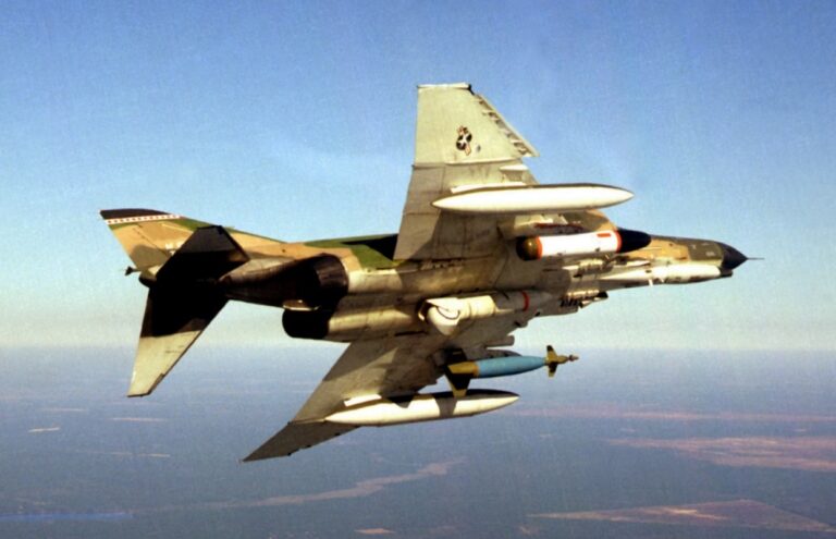 Mach 2 F-4 Phantom II Fighter Has a Message for the U.S. Air Force ...