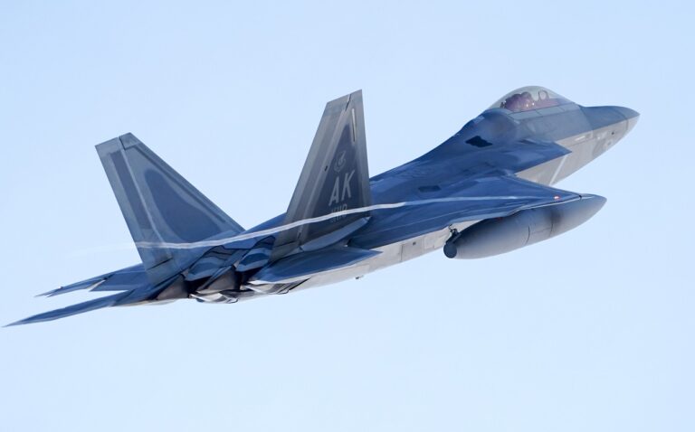 F-22 vs. China’s Stealth Jets: Why the Raptor Still Reigns Supreme ...