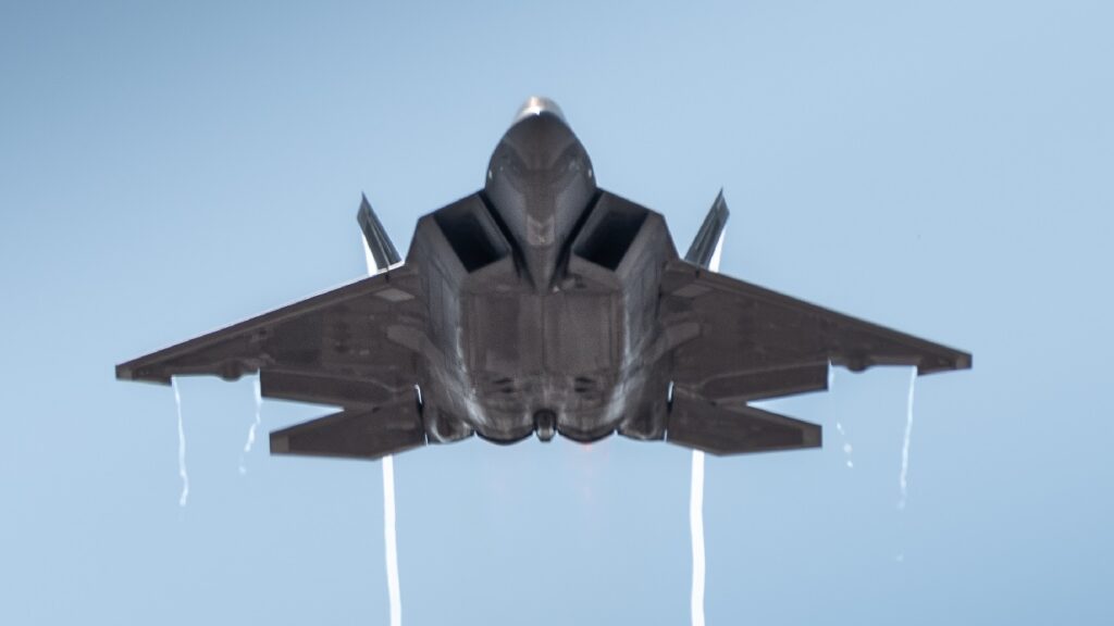 The U.S. Air Force's F-47 NGAD 6th-Generation Fighter Dilemma - 19FortyFive