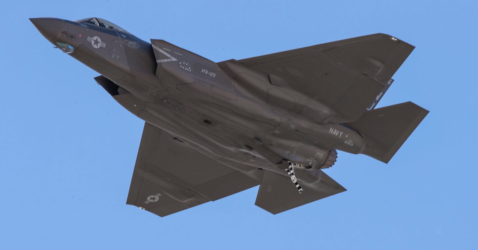 It's Official: A US Marine Corps F-35C Squadron is Aircraft Carrier ...