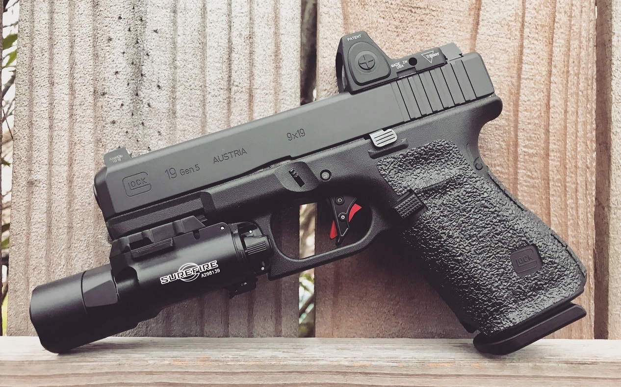 U.S. Navy SEALs Love Their 'Custom' Glock 19 Gun For a Reason - 19FortyFive U.S. Navy SEALs Love Their 'Custom' Glock 19 Gun For a Reason - 19FortyFive