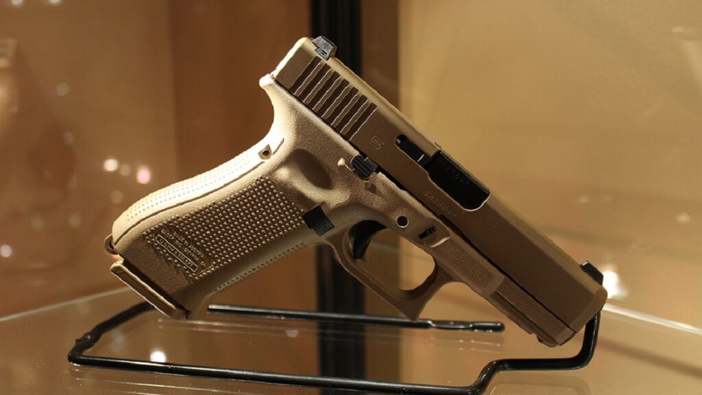 Gun Legends: The Longest-Serving Guns In All of Military History ...
