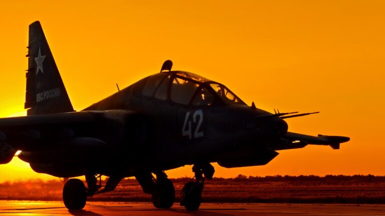 Su-25 Frogfoot: The Ultimate Guide to Russia's 'Flying Tank' - 19FortyFive
