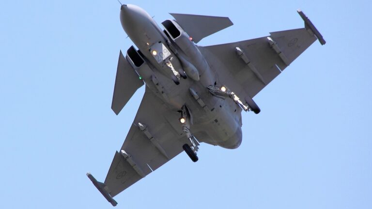 The JAS 39 E Gripen Has a Problem No One Saw Coming - 19FortyFive