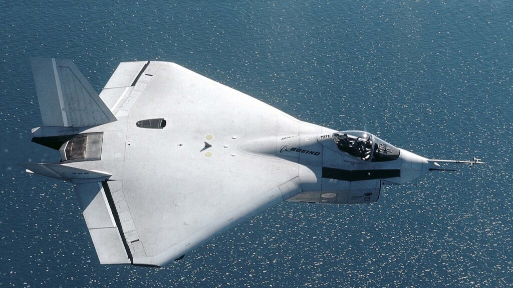 Boeing X-32: Why America's "Other" Stealth Fighter Lost to the F-35 ...