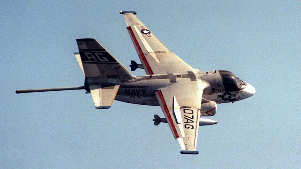 The S-3 Viking Submarine Hunter Has a Message for the U.S. Navy ...