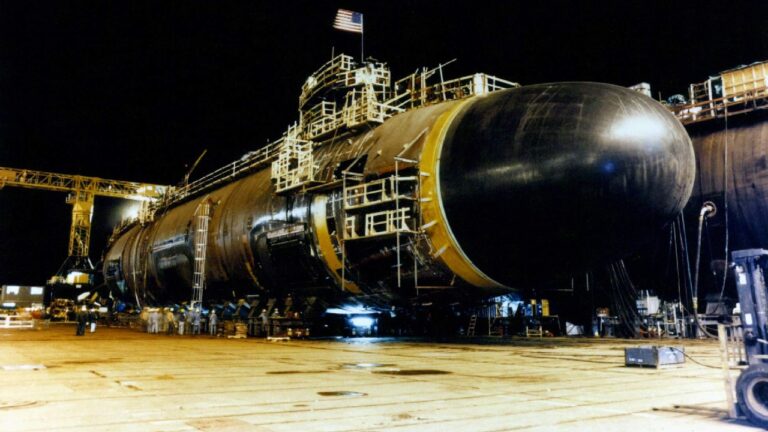 The US Navy's Most Embarrassing Secret: A $2 Billion Submarine Is Stuck ...