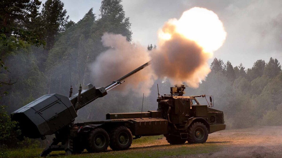 Archer: Artillery That Moves at 56 Miles Per Hour and Fires 20 Seconds ...