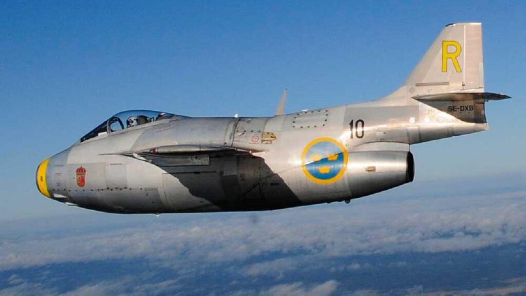 How the Saab 29 Flying Barrel Fighter Sent A Big Message to the F-35 ...