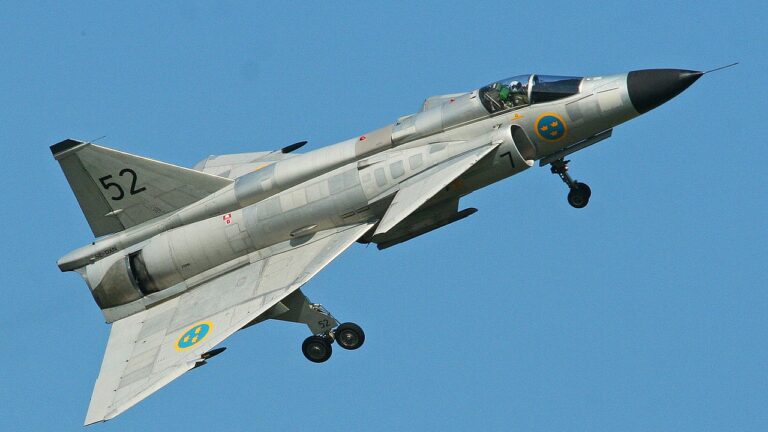 Saab 37 Viggen Has a Message for the U.S. Air Force F-35 Stealth ...