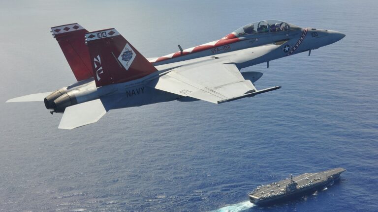Phoenix Reborn: Why the AIM-174B Gunslinger Missile is the U.S. Navy’s ...