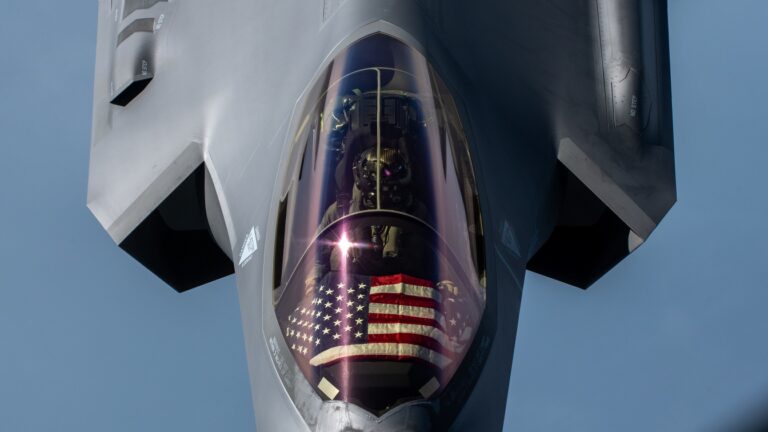 We Got Close to the X-35B Joint Strike Fighter: The Plane That Gave ...