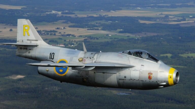 The 'Flying Barrel' Saab 29 Tunnan Fighter Has a Message for Every Air ...