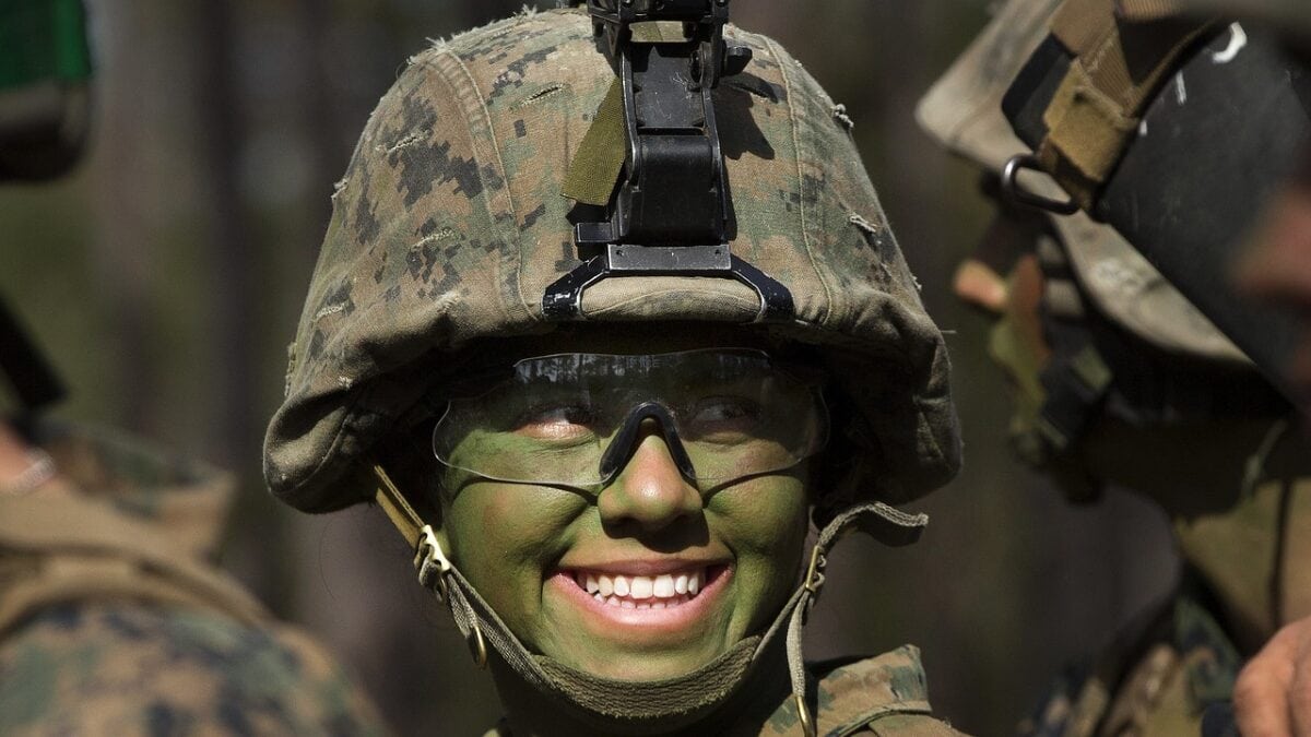 The U.S. Military Just Declared a New Way to Measure Body Fat on Troops ...
