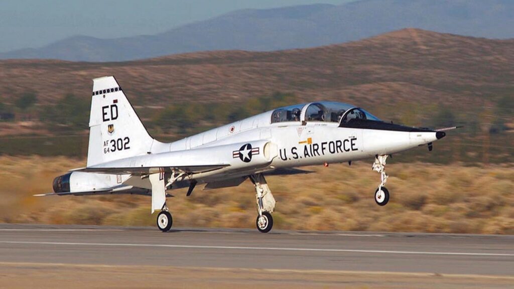 T-38 Talon Training Aircraft: A Classic for the U.S. Air Force ...