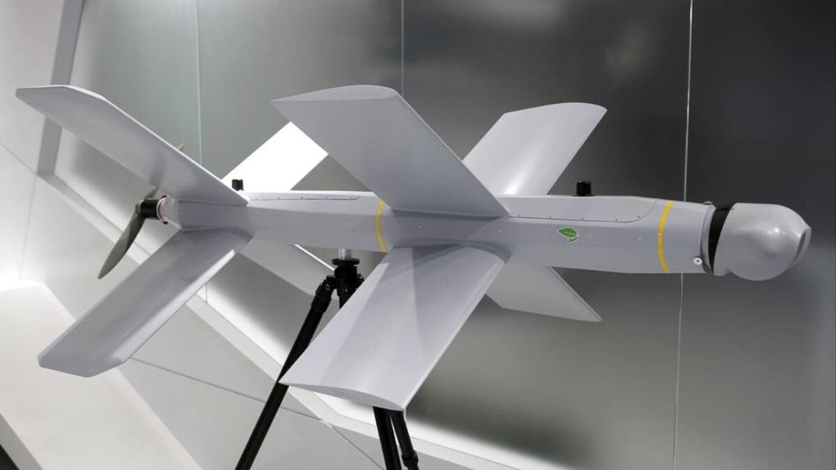 Ukraine War Kamikaze FPV Drones Could Make the Tank Obsolete - 19FortyFive