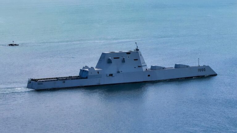 Zumwalt-Class: The U.S. Navy Built a $7 Billion Stealth Destroyer ...
