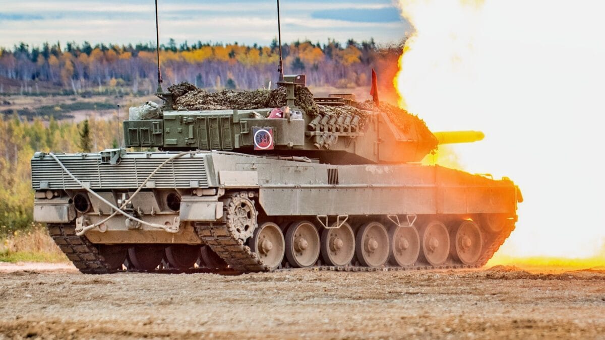 Germany’s New Leopard 2AX Tank Will Have More Teeth - 19FortyFive