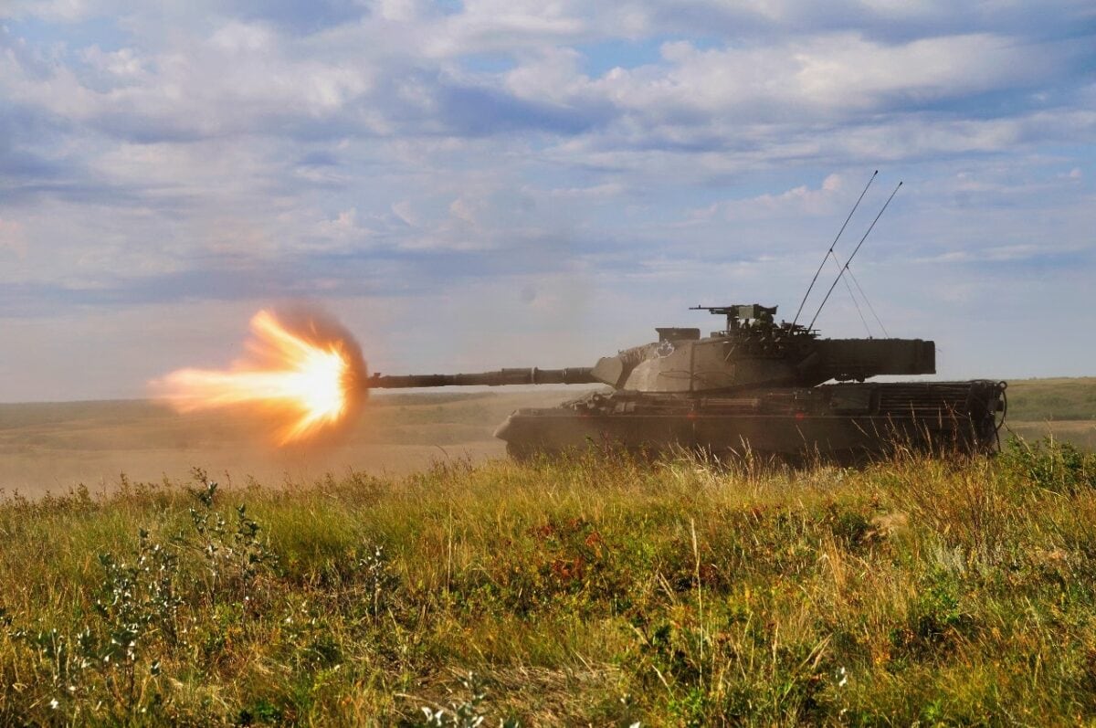 Germany’s New Leopard 2AX Tank Will Have More Teeth - 19FortyFive