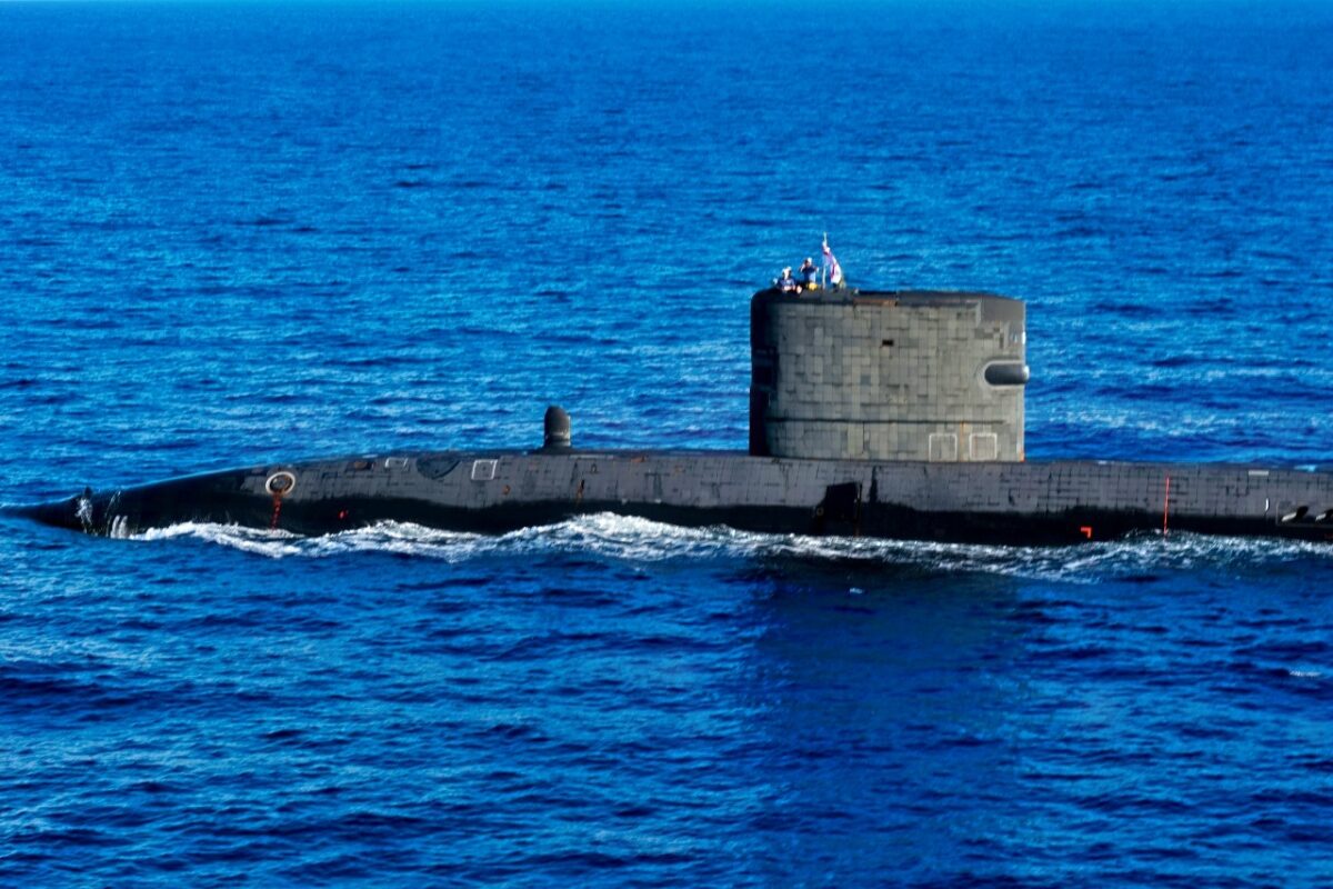 British Nuclear Submarine Suffered An 'Ice Disaster' Tracking Russian ...