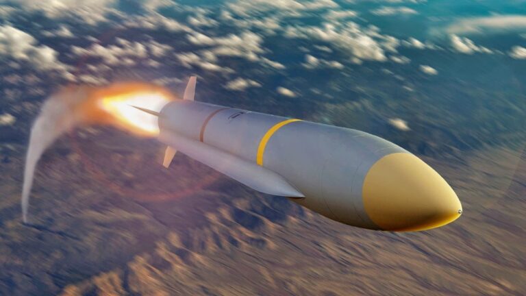 SiAW: The U.S. Air Force's Next-Gen Missile for Stealth Fighters ...