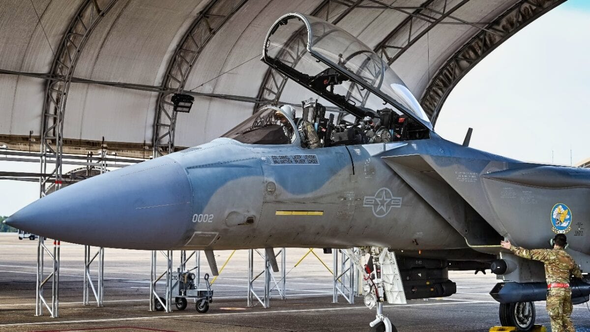 U.S. Air Force F-15EX Eagle II Fighter Can 'Top' the Stealth F-35 In 1 ...