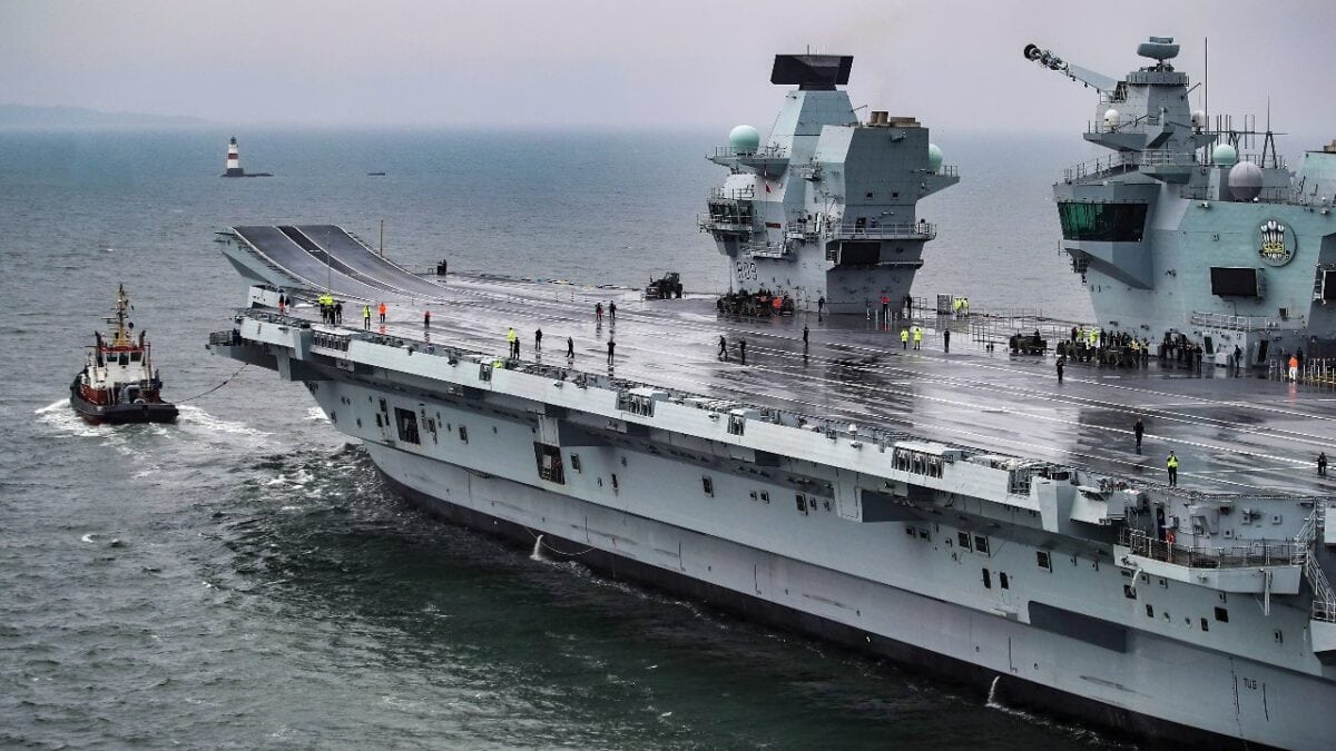 The Royal Navy's Queen Elizabeth-Class Aircraft Carriers Have A Message ...