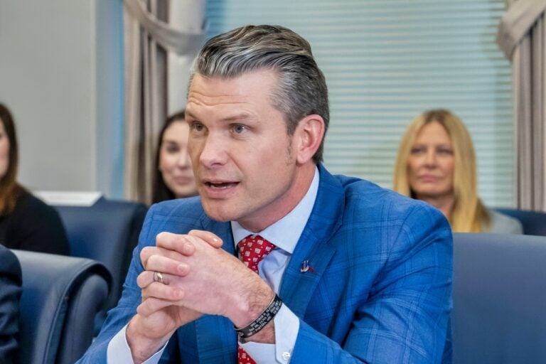 Staff Were Told to Hide Bearded Soldiers Before Pete Hegseth Arrived ...