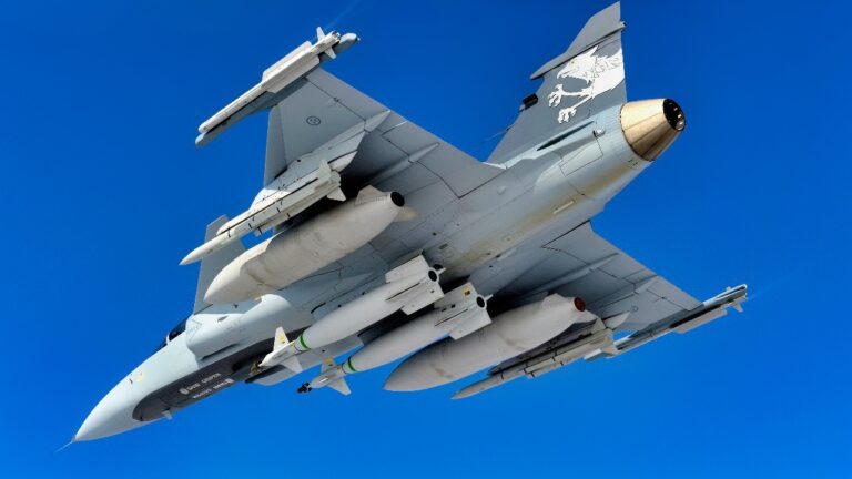 Saab JAS 39 Gripen E Fighter's Desperate Canada Pitch - 19FortyFive