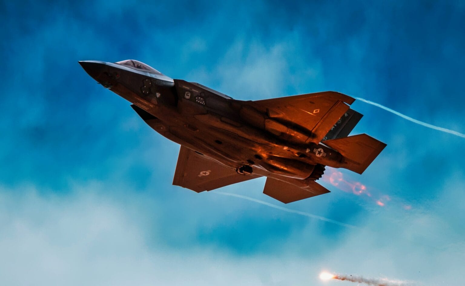 Why the F-35’s New "Super Radar" is Forcing the Air Force to Use 20 ...