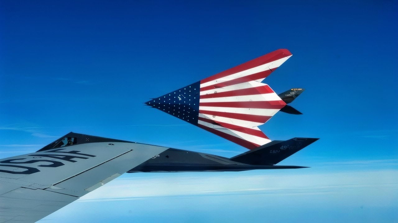 F-117A Nighthawk 'Stealth Fighter' Has a Message for the Russian Air ...