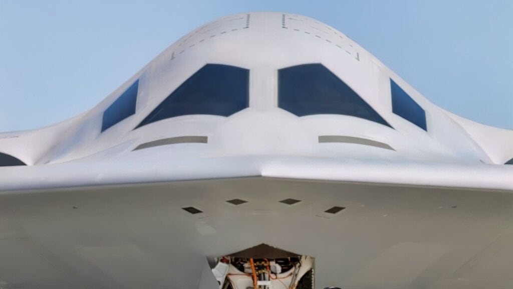 The New B-21 Raider Stealth Bomber Has a Message for the U.S. Air Force ...