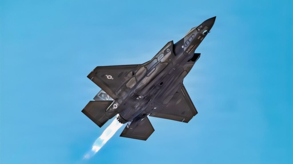 Iran Just Damaged an F-35A Stealth Fighter — and the Video Suggests ...