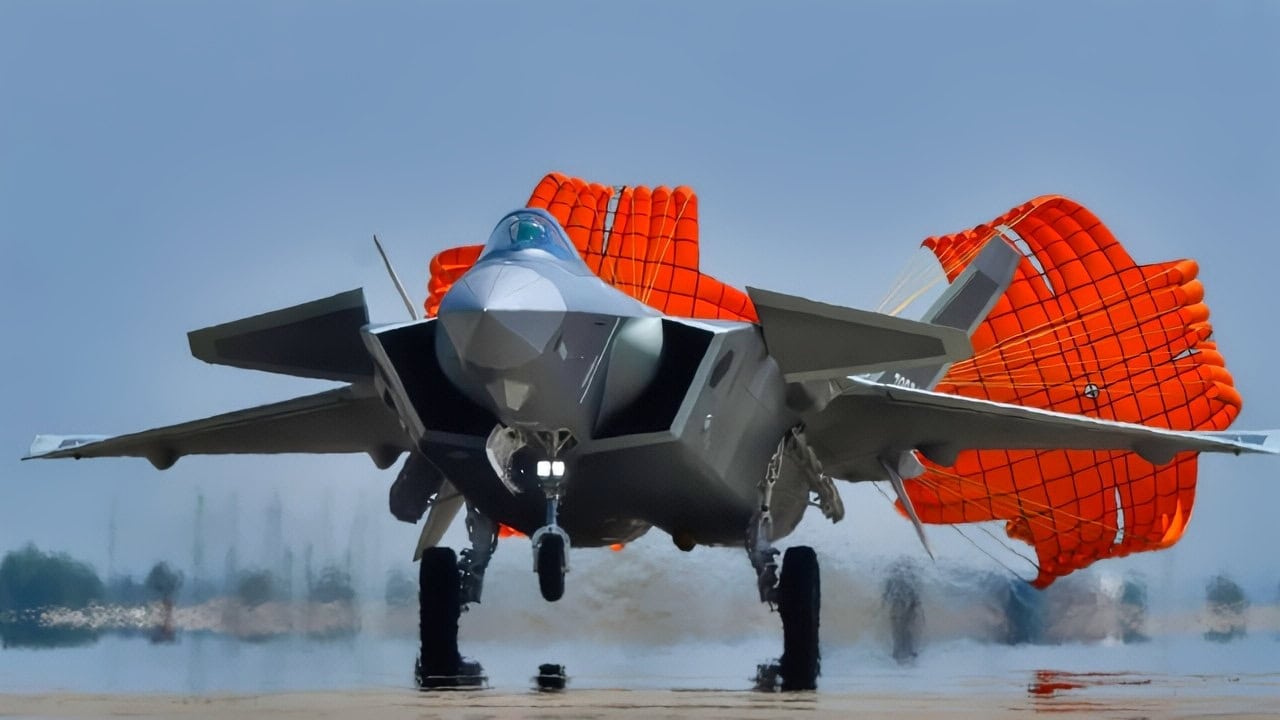 Not So Mighty Dragon: China's J-20 Stealth Fighter Might Have an Engine ...