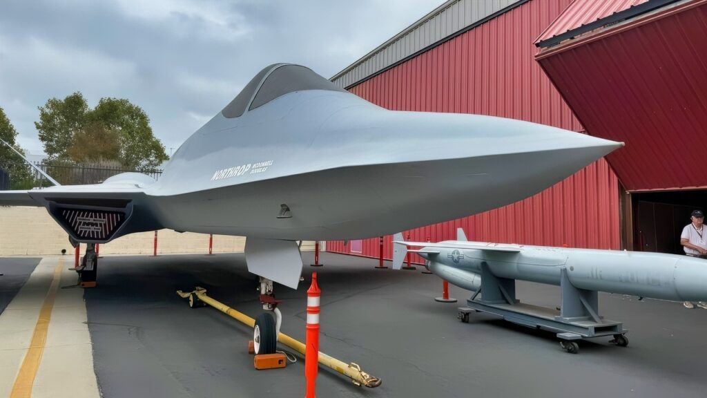 The YF-23 Black Widow II Is the U.S. Air Force's 'Forgotten' Stealth ...