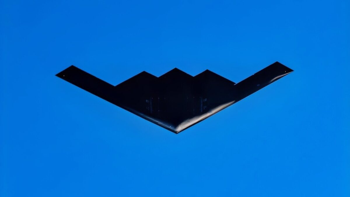 Dozen B-2 Spirit Stealth Bombers Performed the ‘Most Powerful Elephant ...