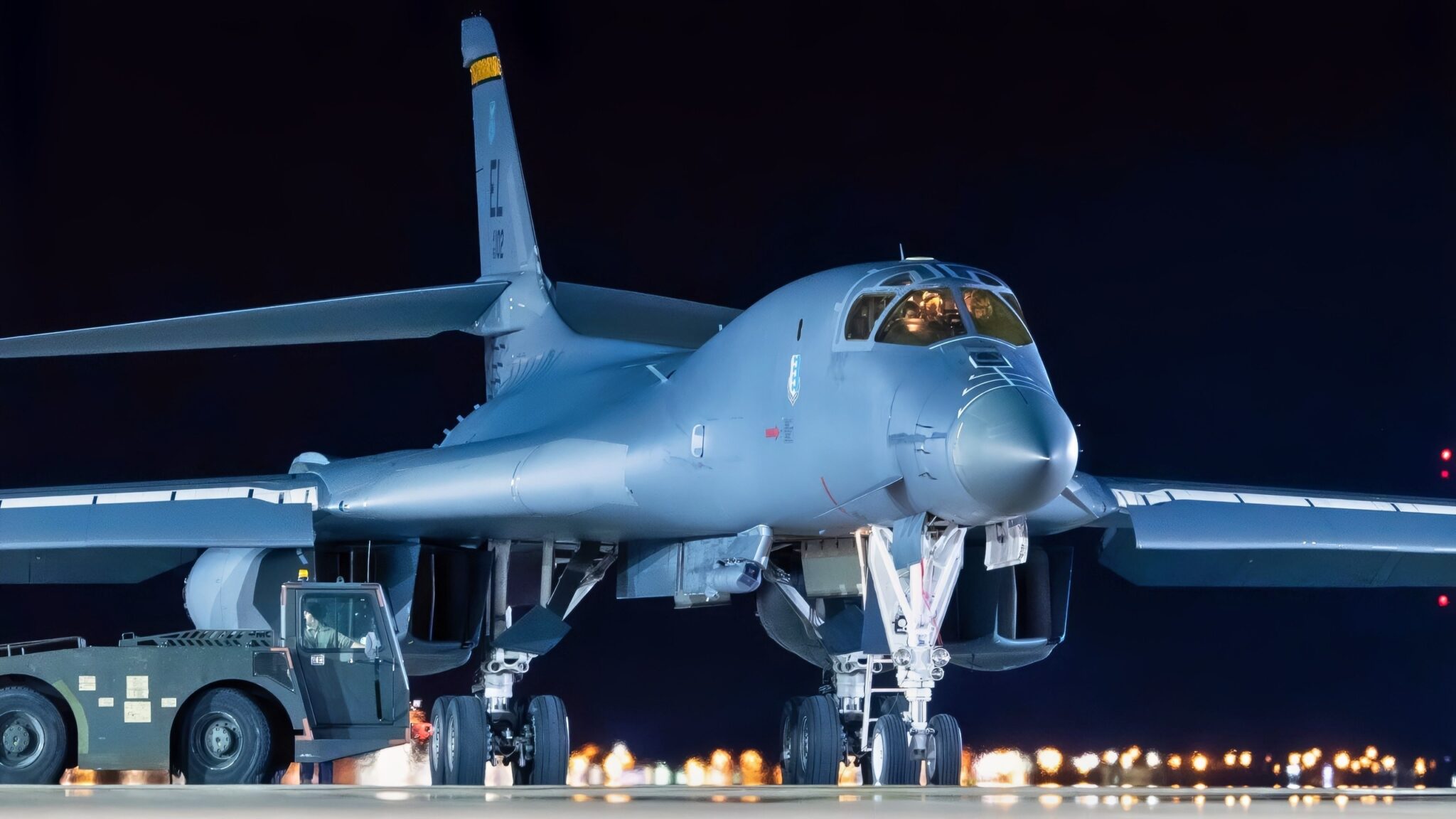 'Death Sentence': The B-1B Lancer Bone Bomber Has a Message for the U.S ...
