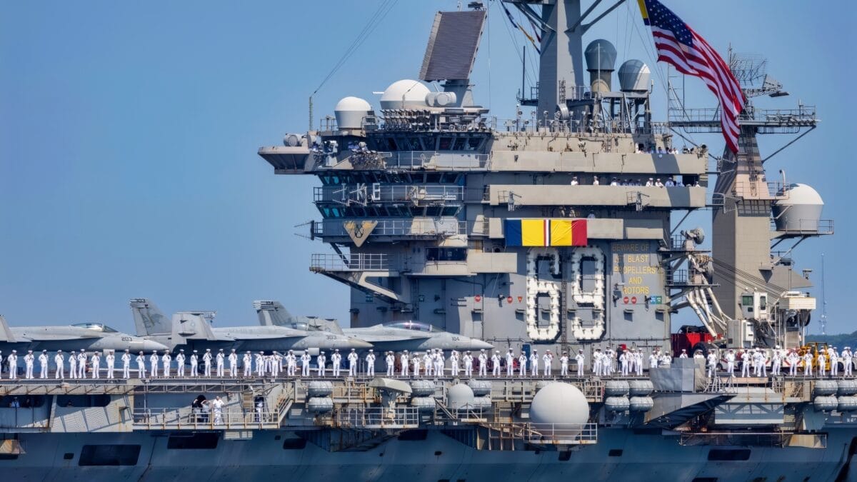 A U.S. Navy Nuclear Nimitz-Class Aircraft Carrier Is Making the ...