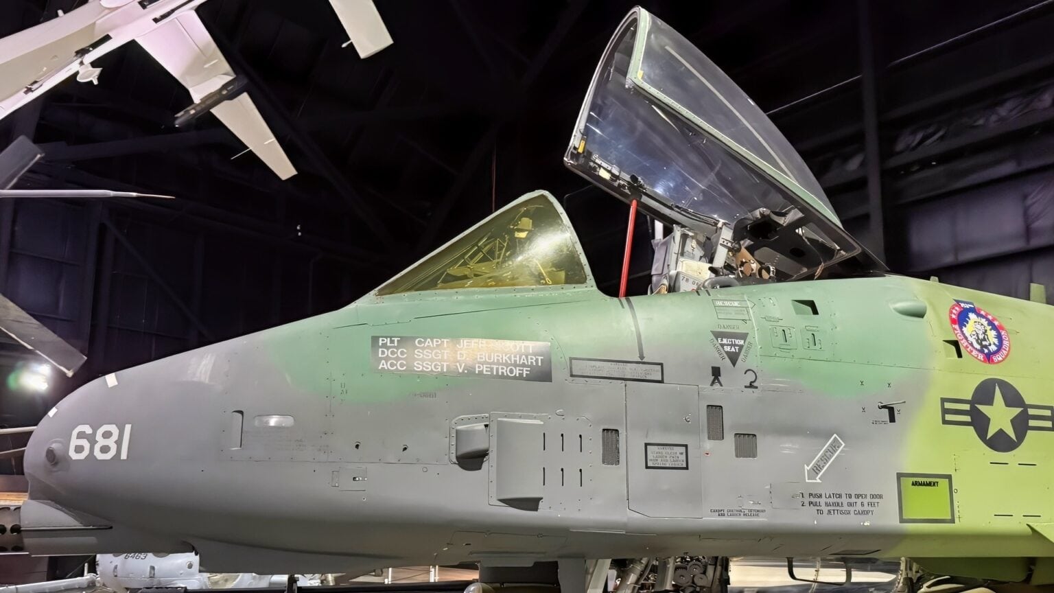The A-10 Warthog Can Rescue the U.S. Military From Iran's Drone Swarms ...