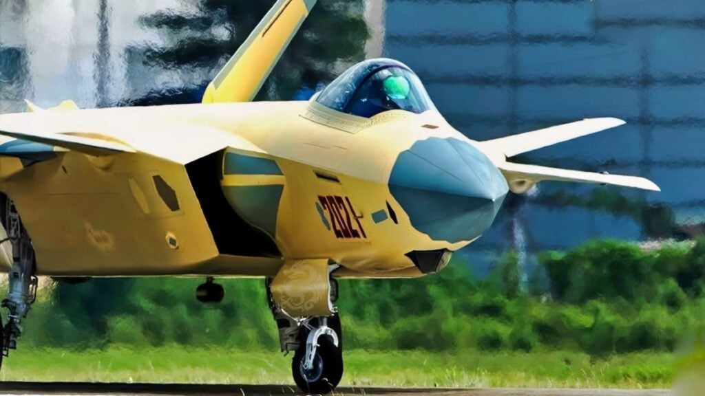 Move Over, F-22 and F-35: China's J-20 Mighty Dragon Stealth Fighter ...